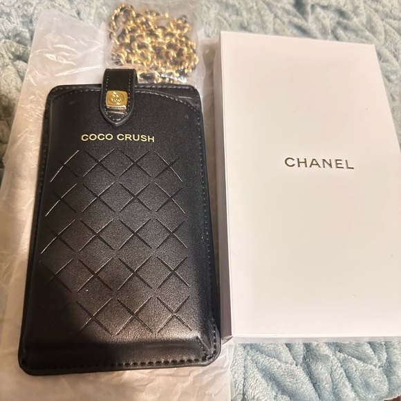 CHANEL | Cell Phones & Accessories | Chanel Coco Crush Black Case With ...